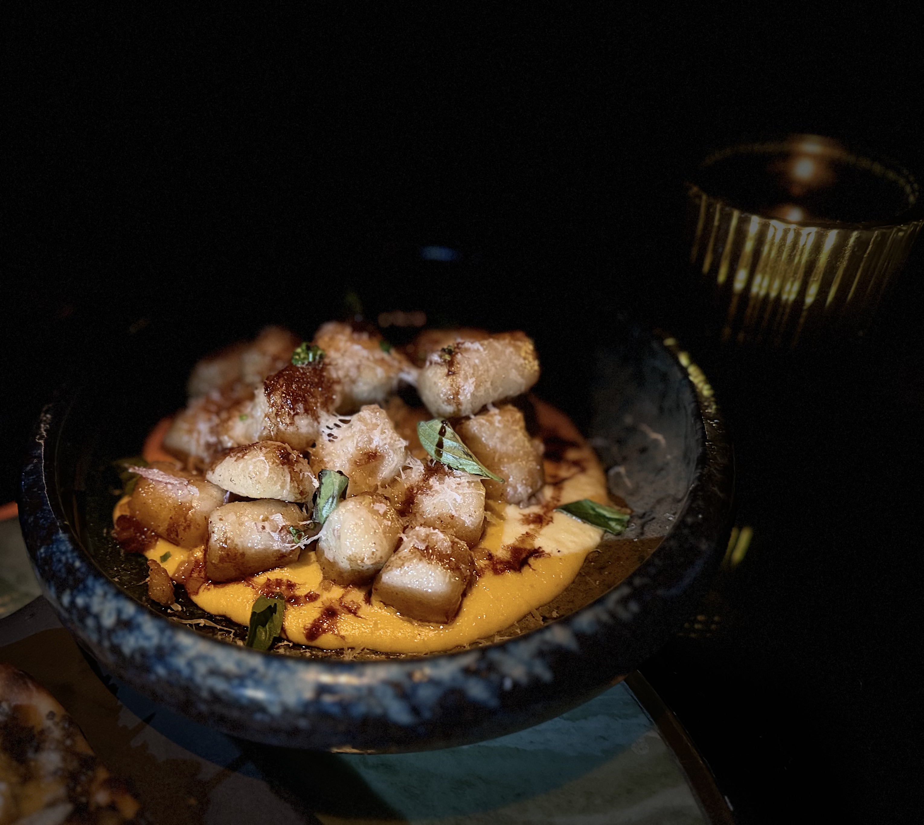 Prophecy Bar: El Renacer de un Ícono – Blog de Deby Beard